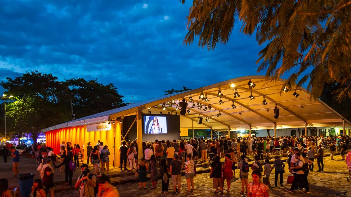 Flip 2025 traz exposição de cordel e aclama personalidades