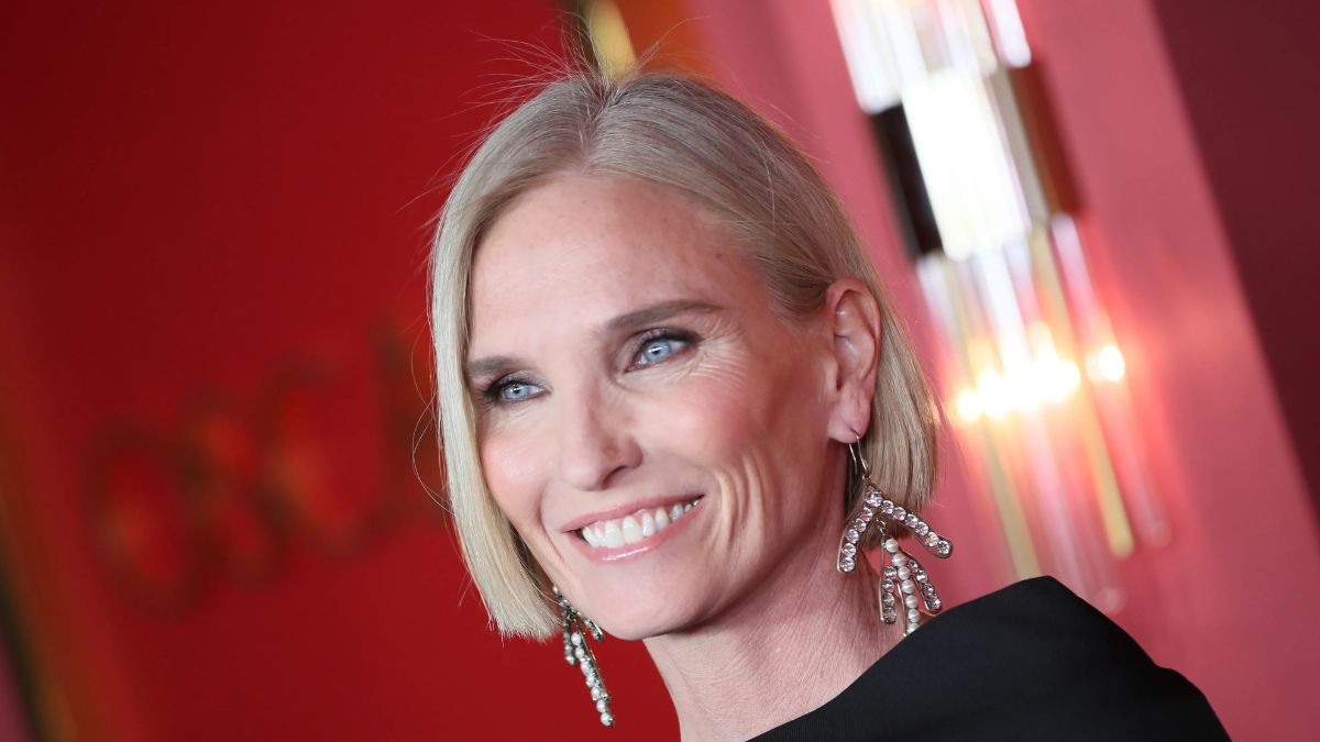 Jennifer Fox retorna para produzir o 16º Governors Awards