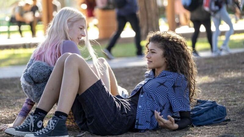 Euphoria retorna com salto temporal na 3ª temporada, saiba mais